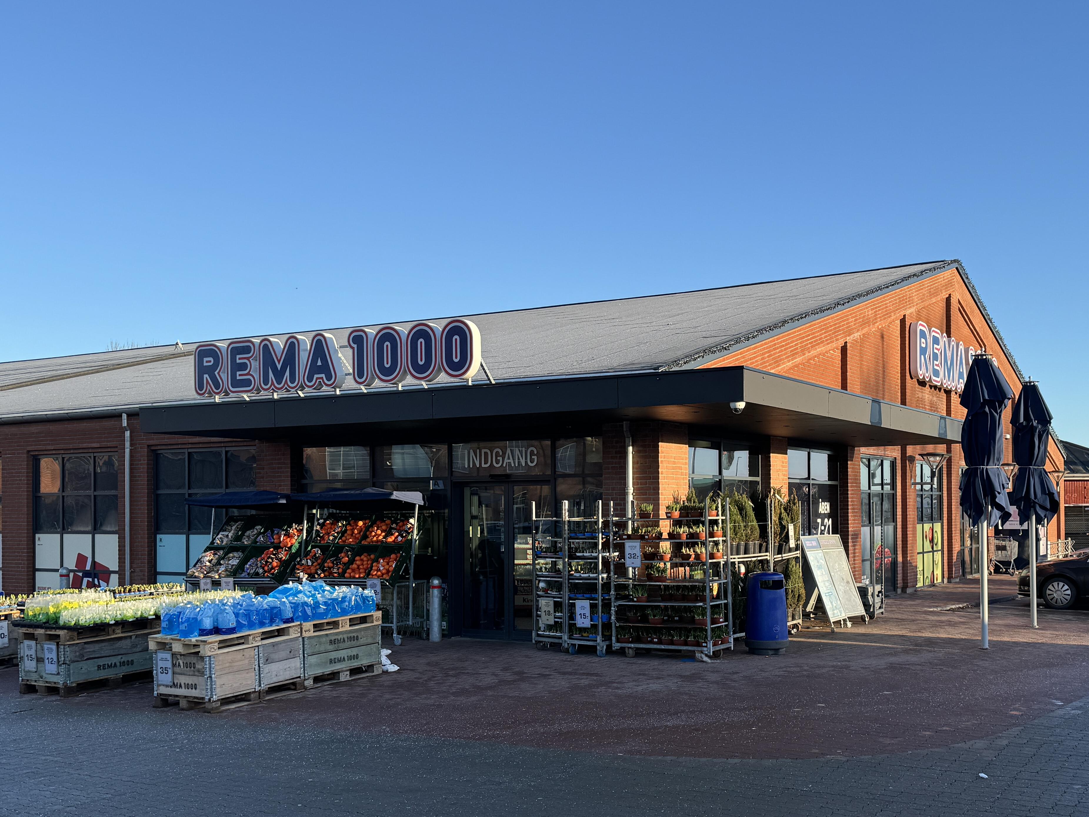 DK Retail Invest AS - AKA